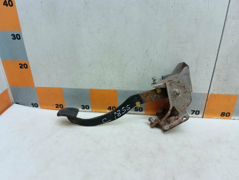 Б/У Педаль сцепления Hyundai Matrix 2005 FC 380627 Hyundai-KIA арт. 3282017100