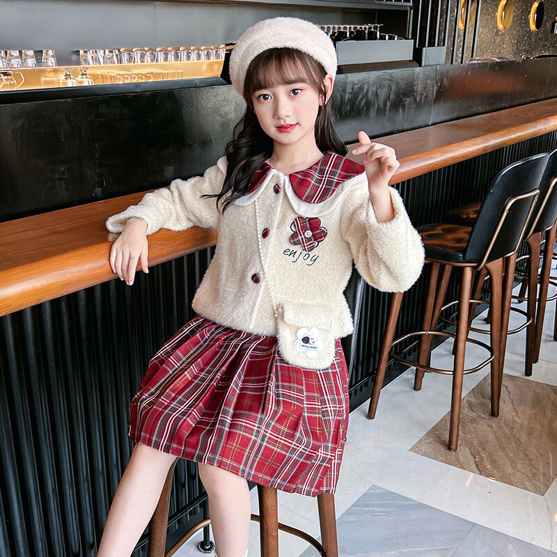 Костюм "Маленький аромат", для девочек, плиссированная юбка, красный, 110 см