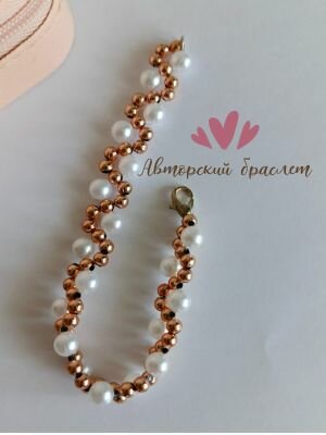 Браслет, бисер