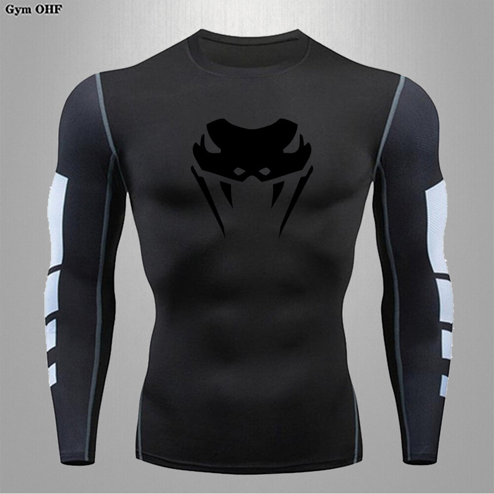 Костюм спортивный