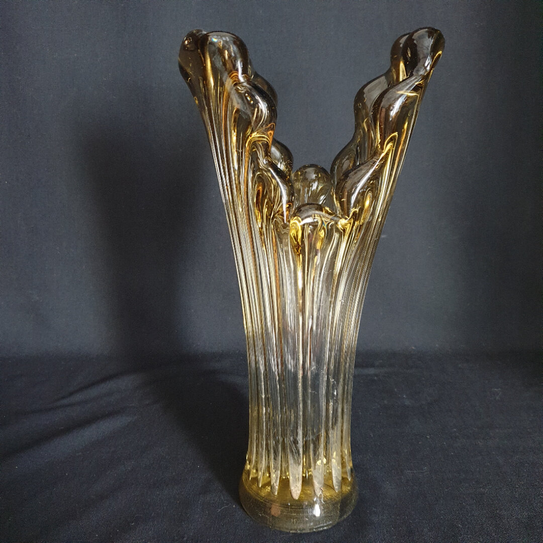 Ваза "Брызги шампанского 57", цветное гутное стекло золот. оттенка, Орловский к-т Победа,1984 г, СССР