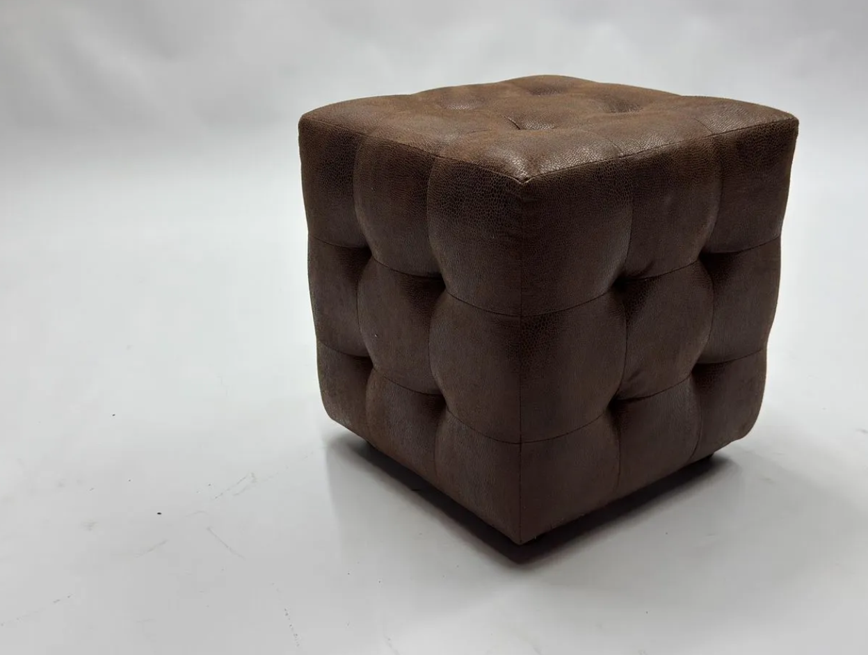 Пуфик в прихожую (Грани стиля), компактный, 40х40х40 см, каретная стяжка, коричневый велюр