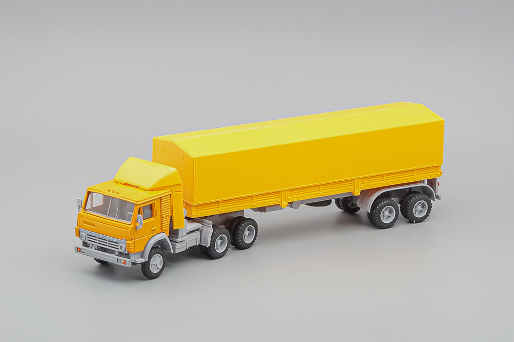 Модель коллекционная элекон Камский грузовик 5410 (желтый обтекатель) с полуприцепом ОДАЗ-9370 с тентом, желтый