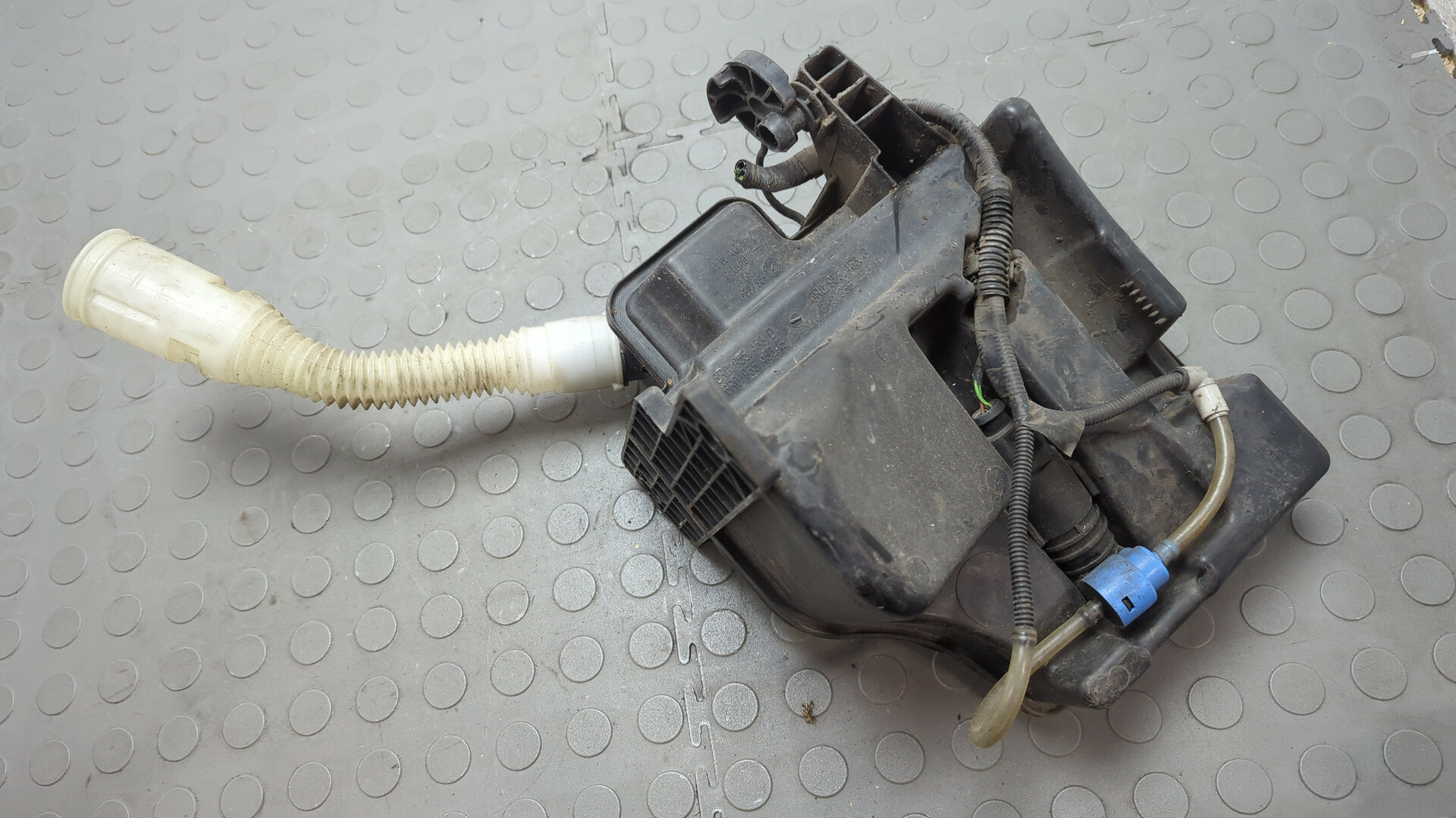 Бачок омывателя Skoda Fabia Б/У