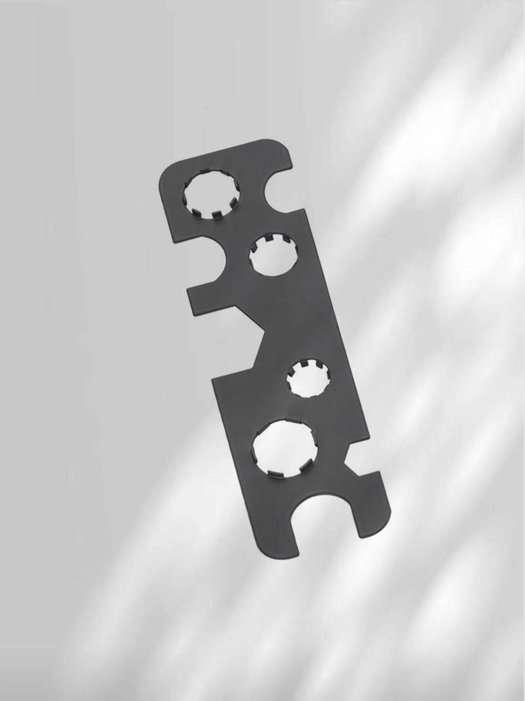 Универсальный ключ для аэратора 9 в 1