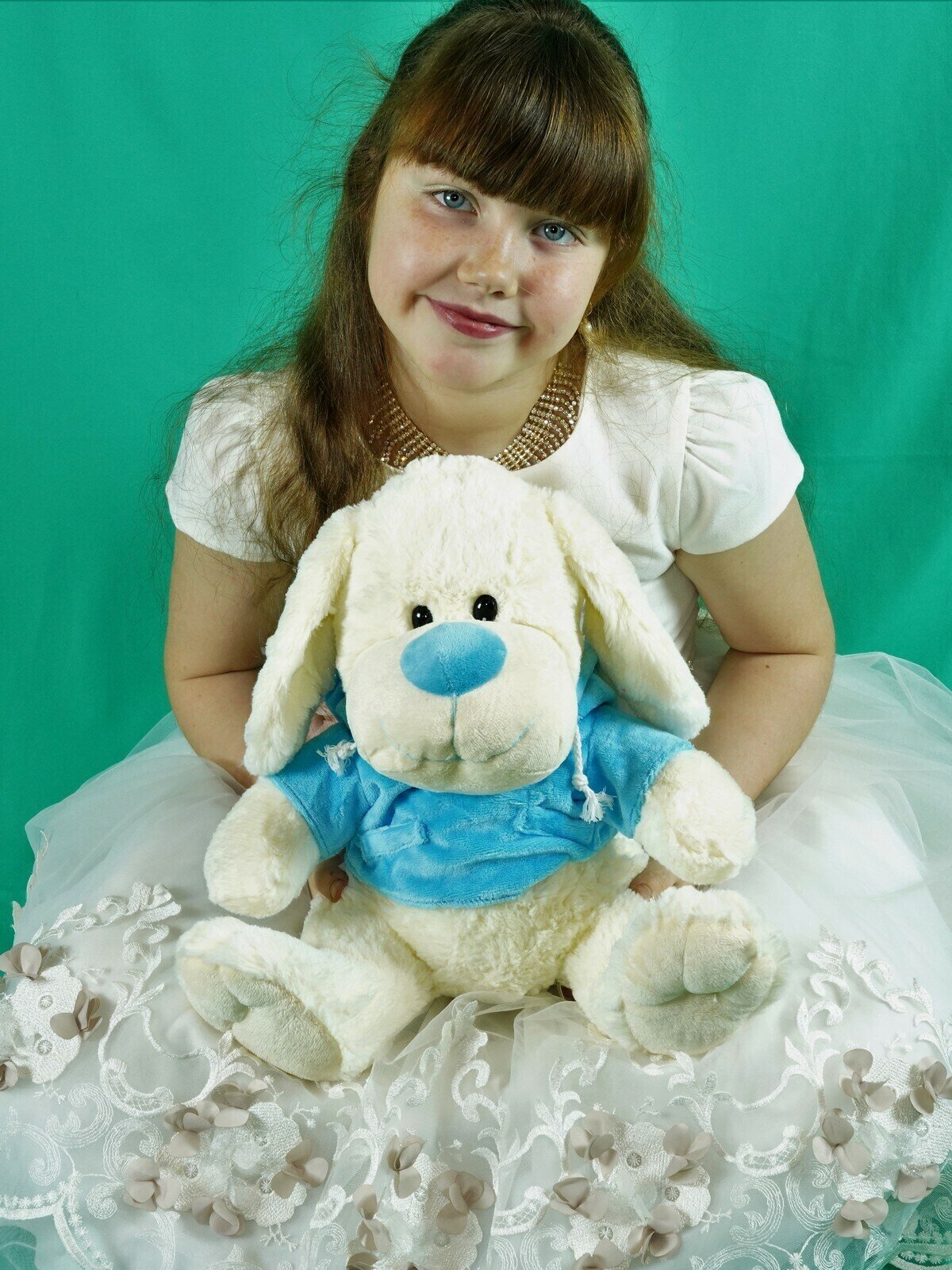 Мягкая игрушка Собачка в кофточке 35 см.