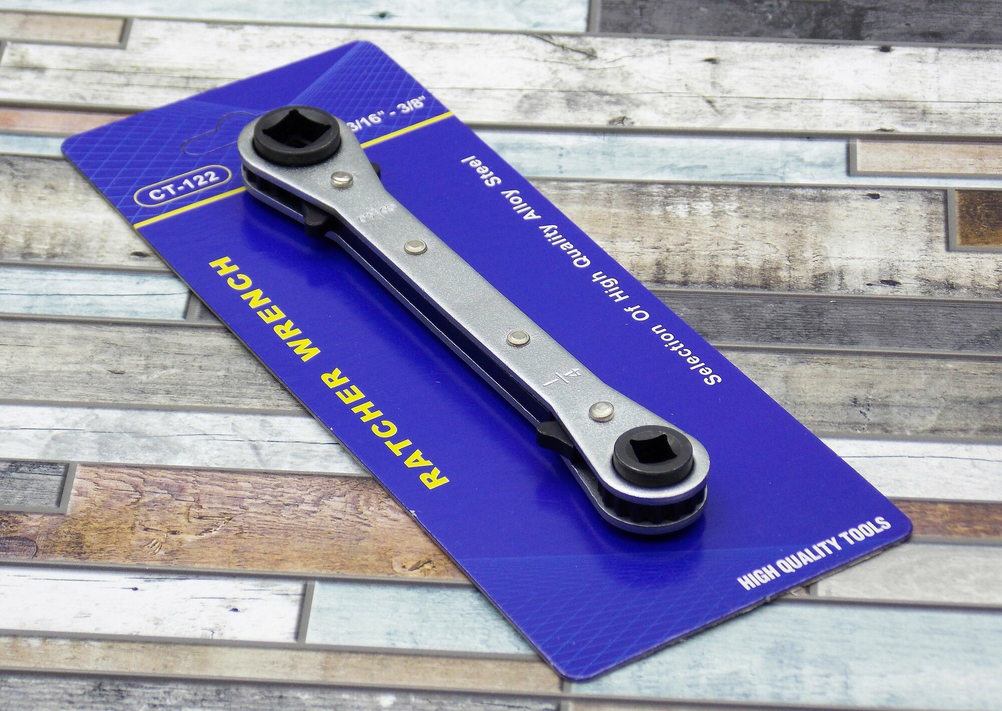 Ключ вентильный с трещоткой СТ-122 четырехгранный 1/4,3/8,3/16,5/16.