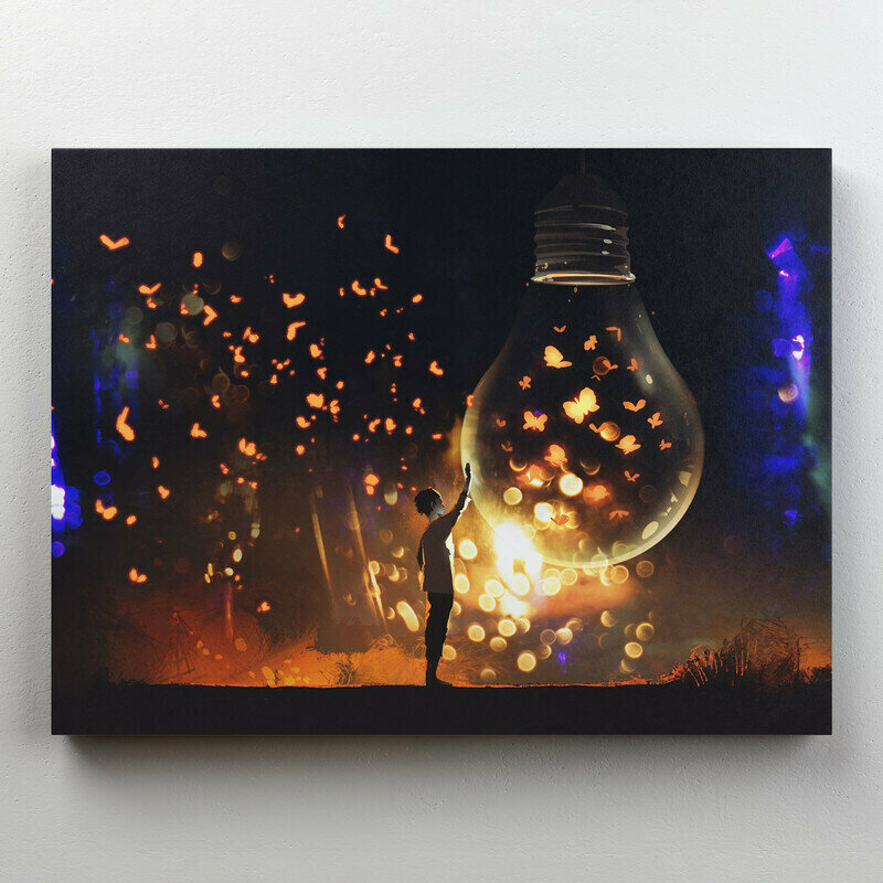 Интерьерная картина на холсте "Мальчик смотрит за бабочками в огромной лампе" размер 30x22 см