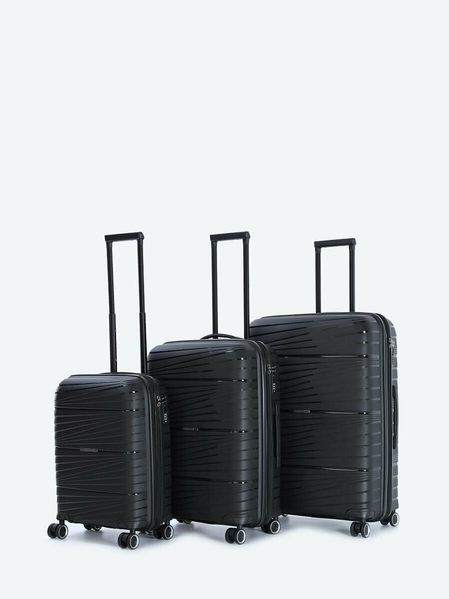 Комплект чемоданов 