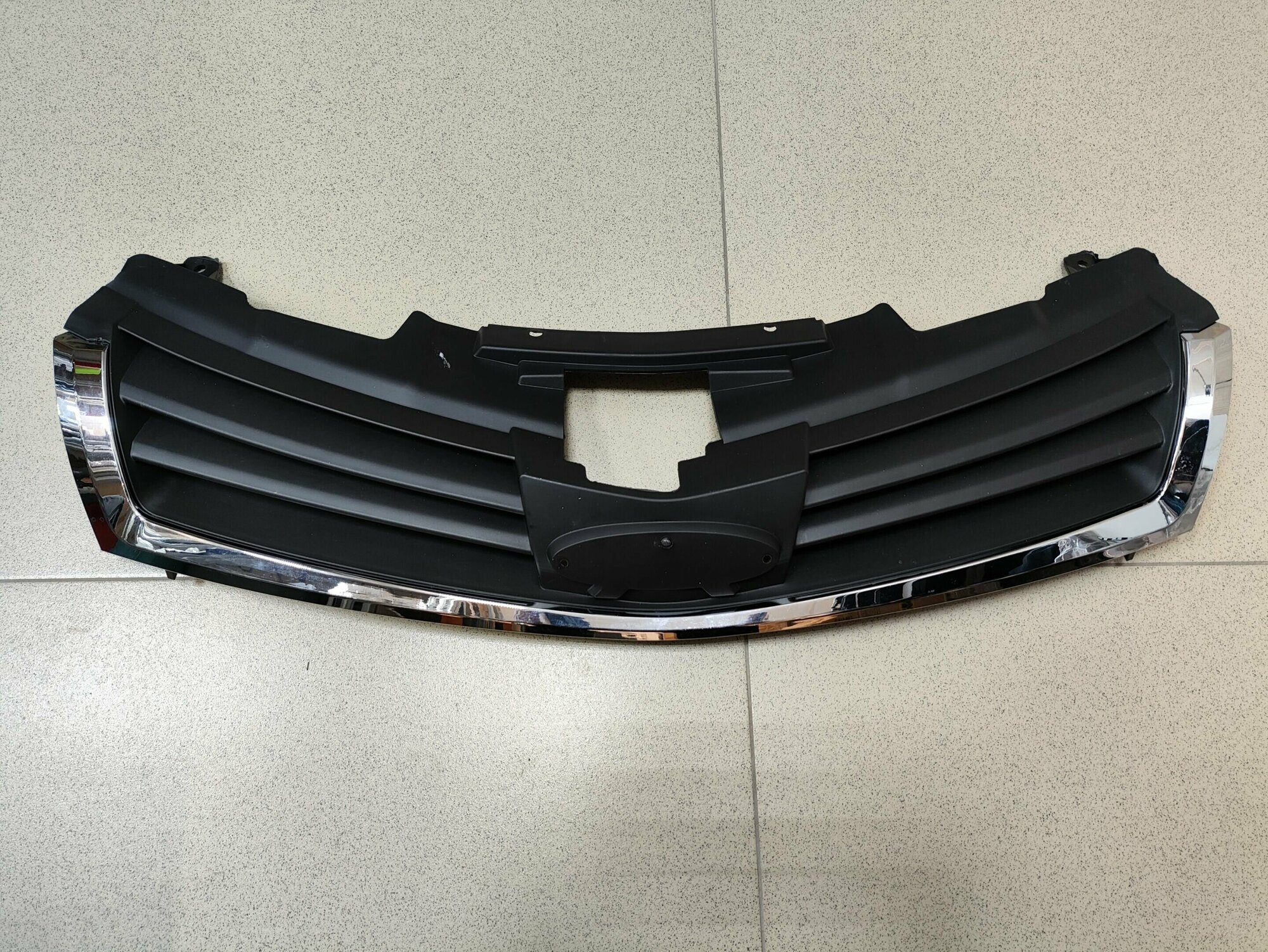 Решетка радиатора Chery Bonus, Very A13 [1.5 16V 5MT седан] A138401010