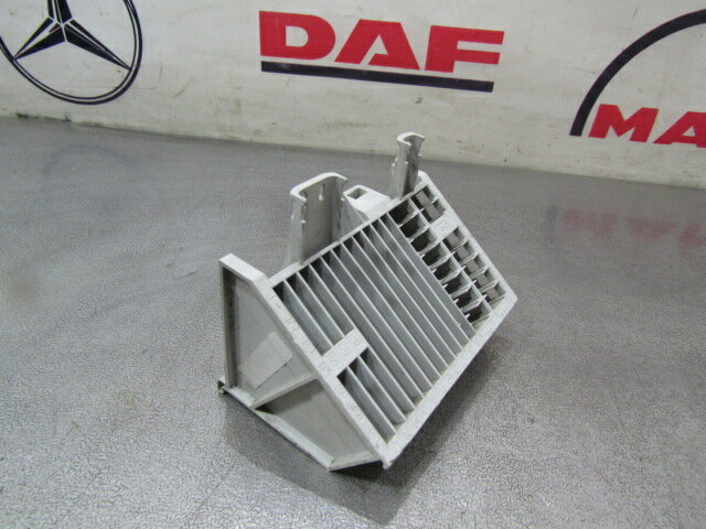 Блок предохранителей SCANIA P, G, R