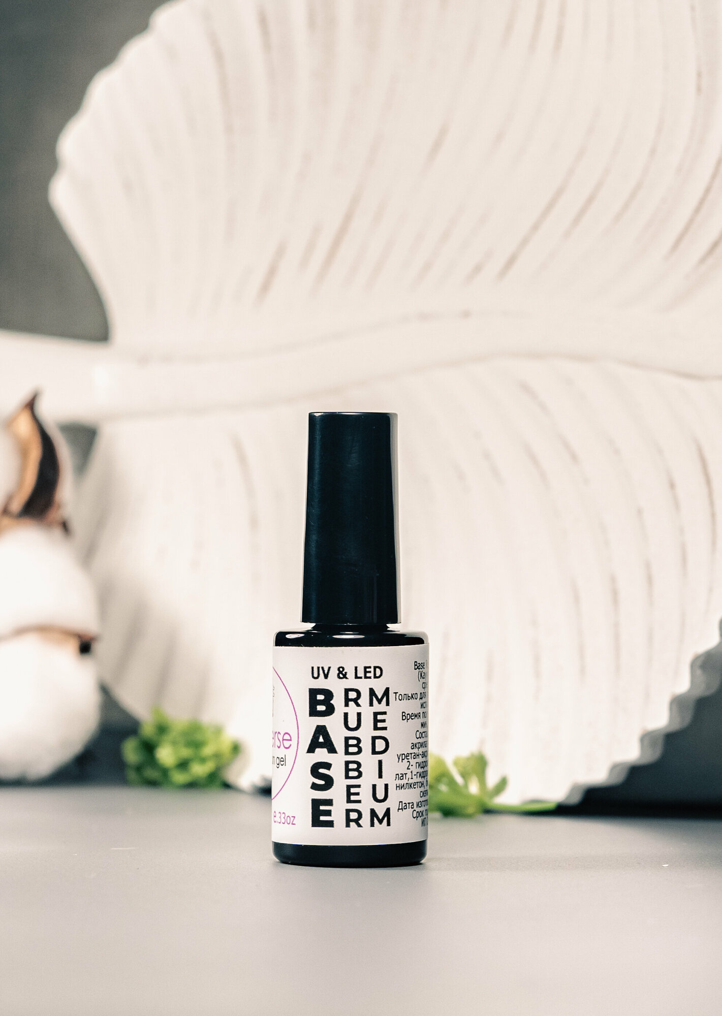 База Universe Profession Gel Rubber Base Medium Каучуковая прозрачная 10мл