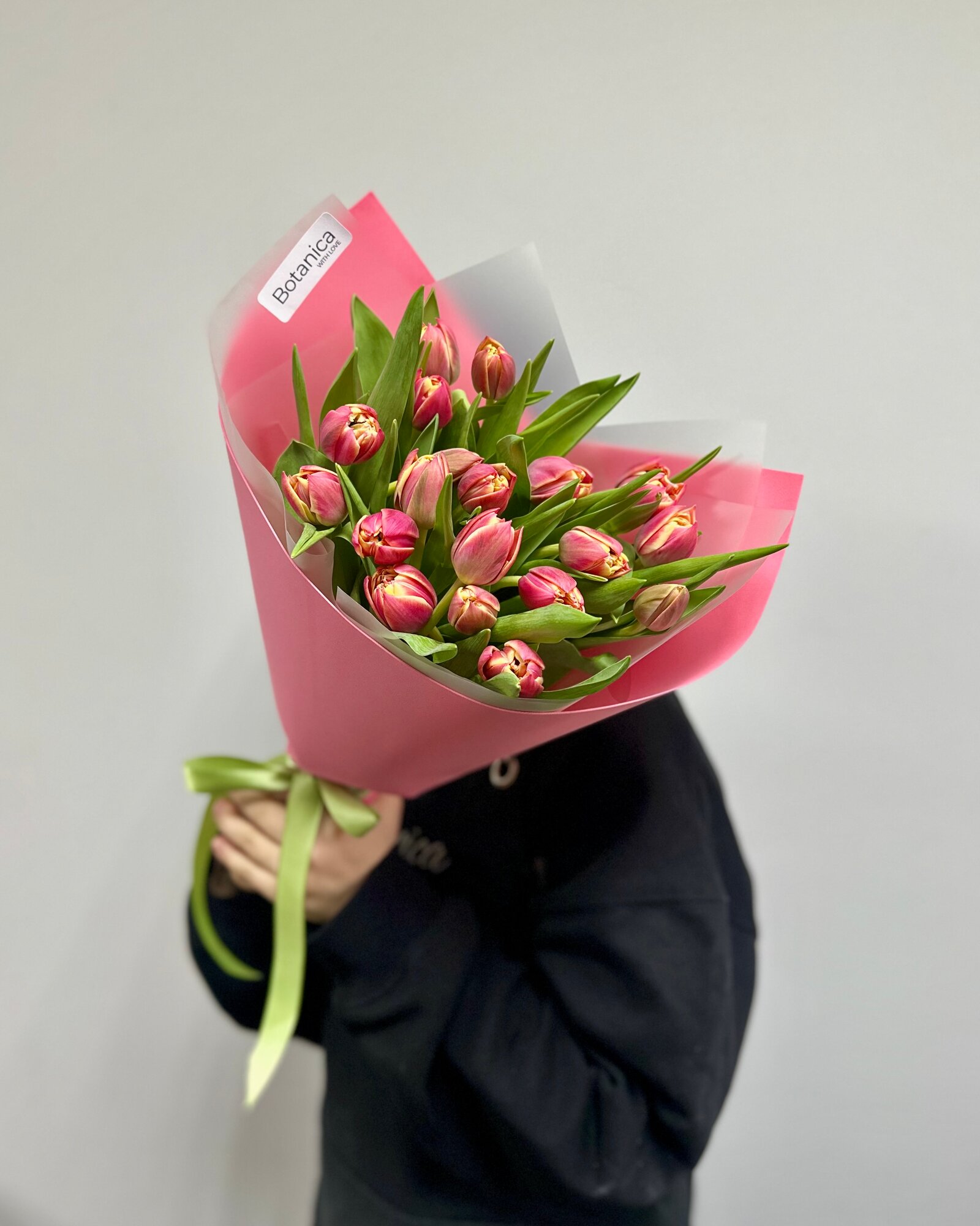 Букет из 19 пионовидных розовых тюльпанов «Колумбус». Букет 1086