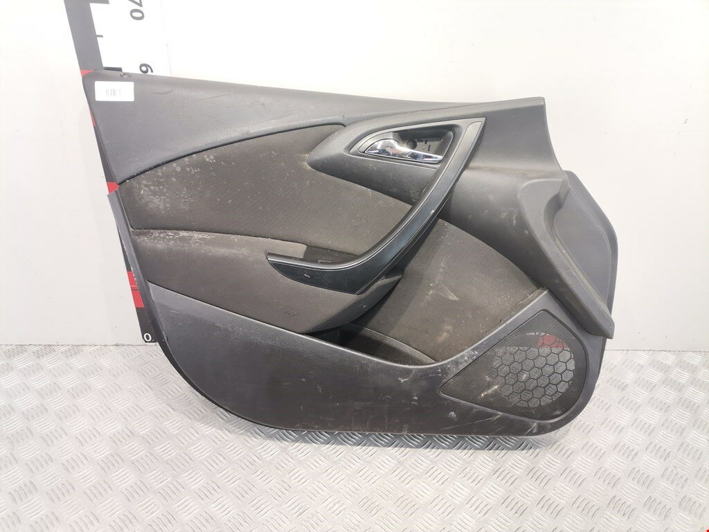 Обшивка (карта) двери передней левой Opel Astra J арт. 1908973