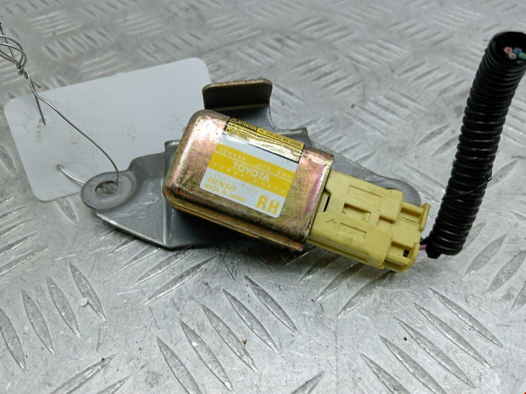Датчик удара Toyota Land Cruiser Prado 3 (J120) 8986060020 арт. 1962294