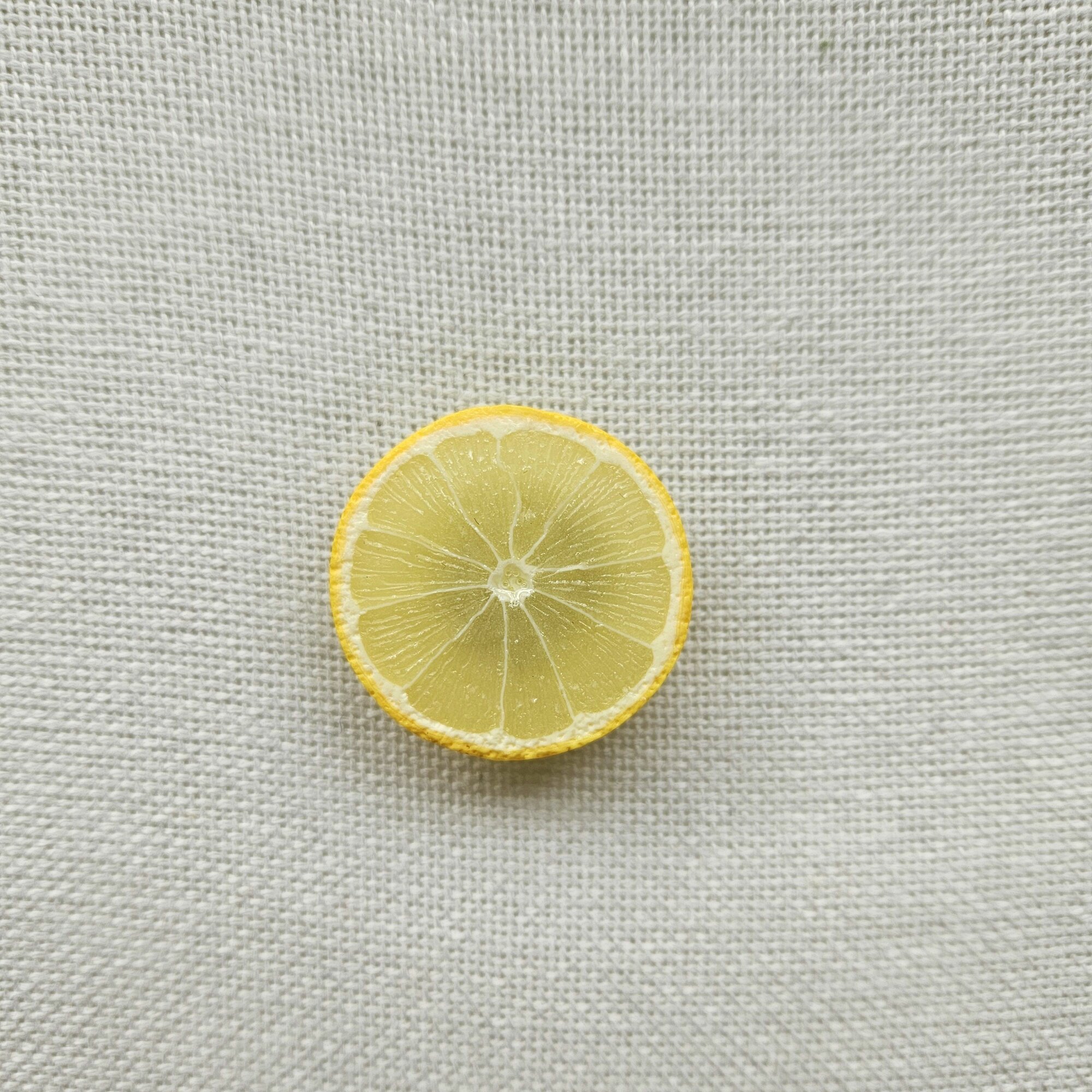 Игольница-магнит/магнитный держатель "Долька Лимона"