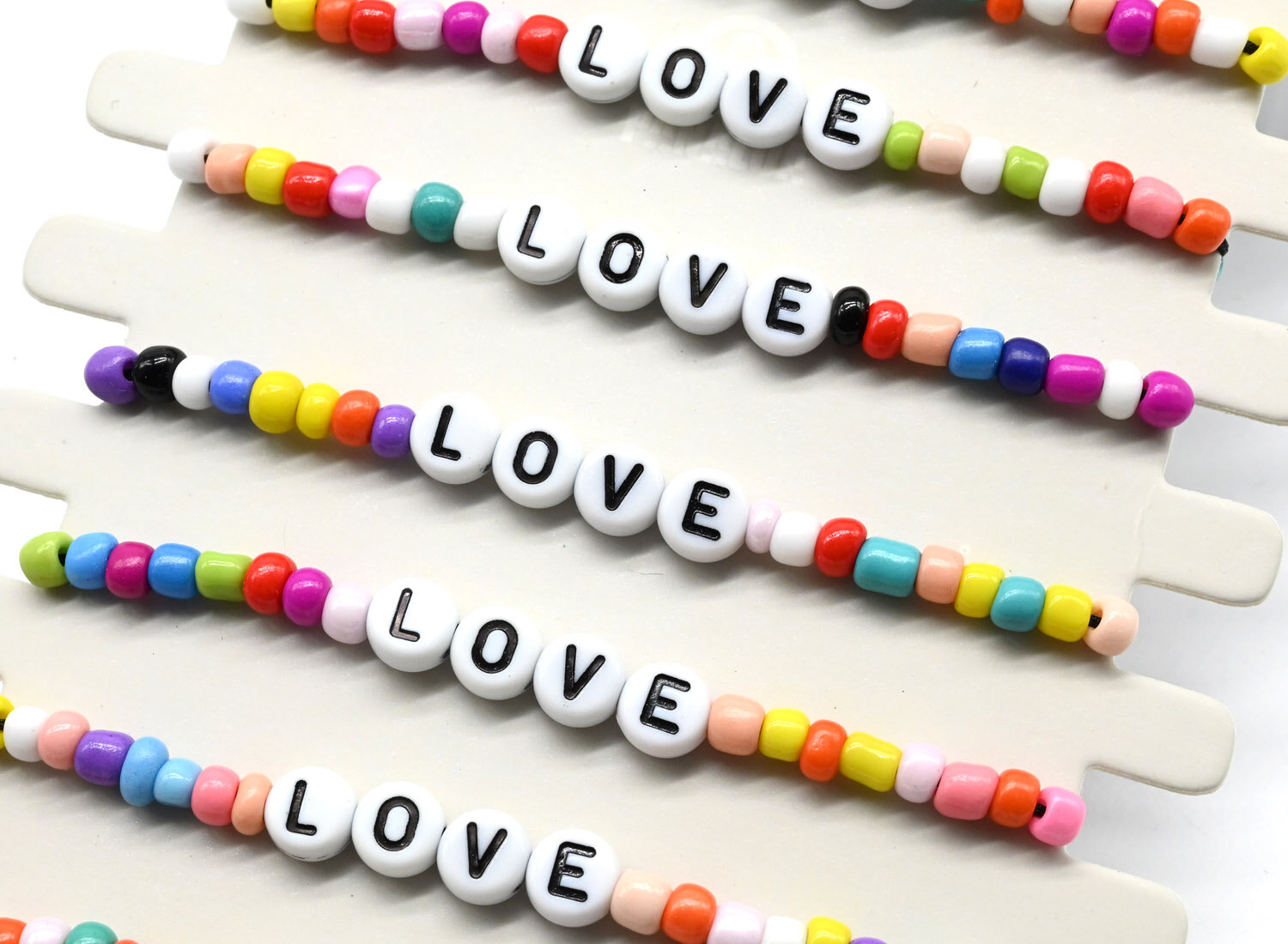 Браслет, бисер