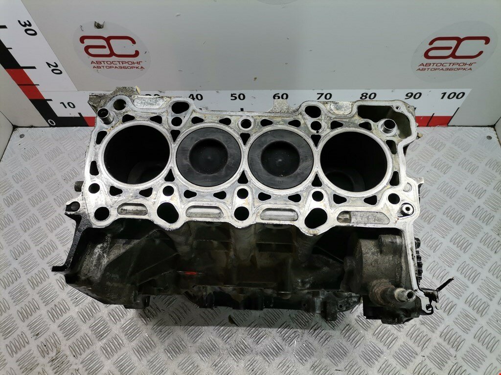 Блок двигателя (блок цилиндров) Honda Civic 8 10002RSRE03 арт. 1941780