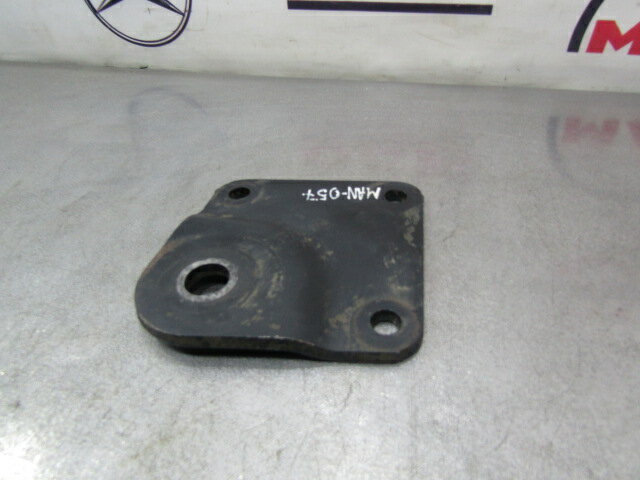 Кронштейн рессоры передний левый MAN TGA, TGS, TGX