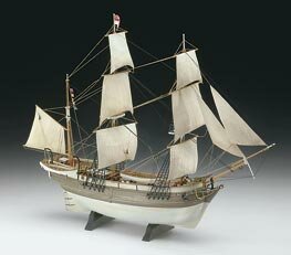 05458 Revell Парусник H.M.S. Beagle Масштаб 1/96