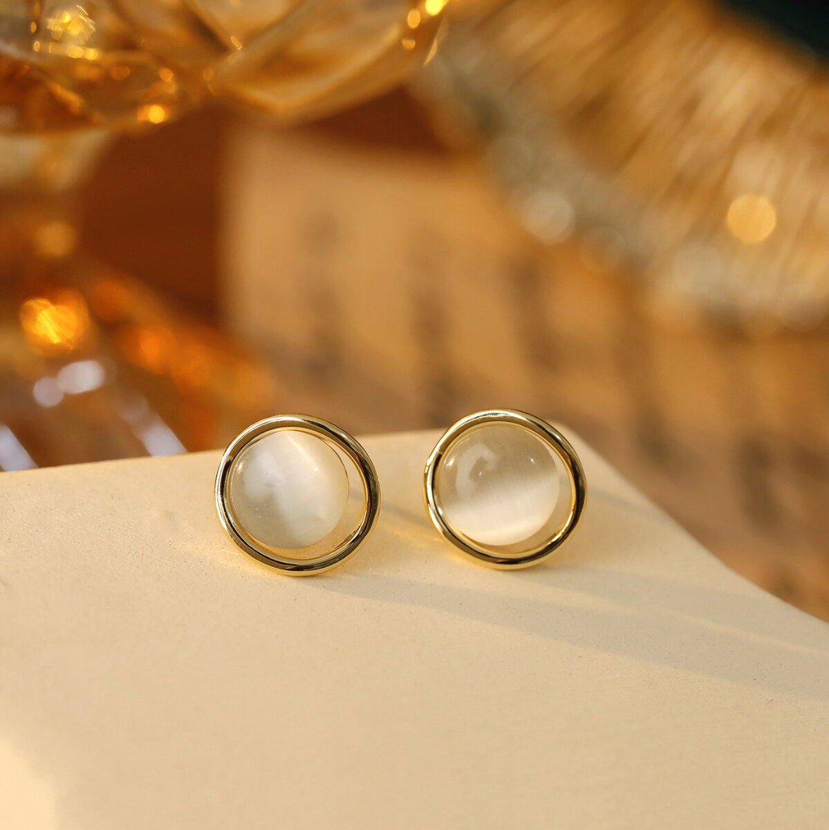 Серьги пусеты, с подвесками Стайл Групп, перламутр синтетический