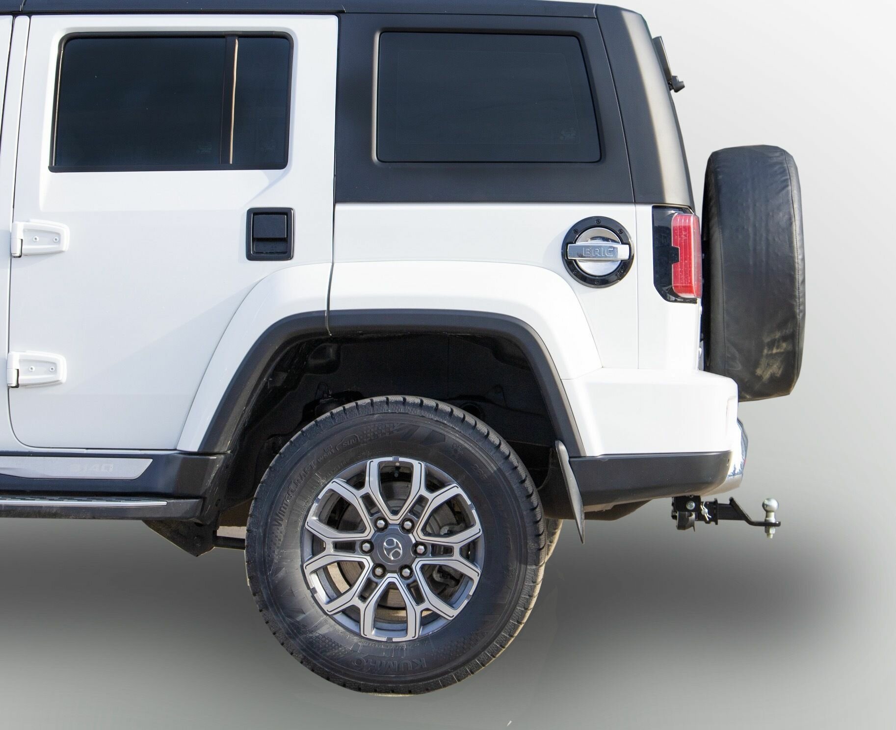 Фаркоп для BAIC BJ40 (I Рестайлинг) 2019 - 2024 ( ШАР вставка 50*50 ) арт. B301-E