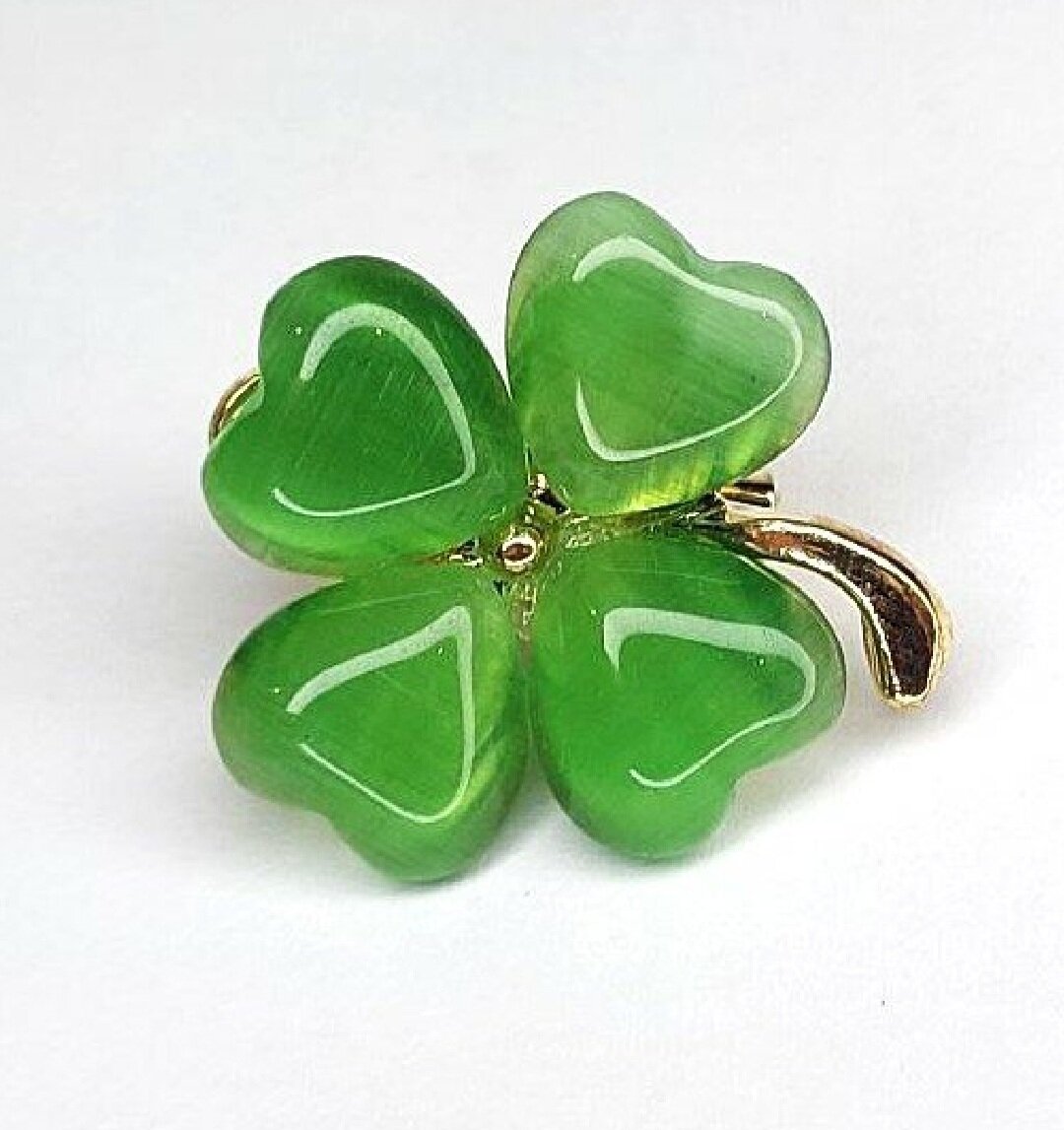 Брошка "Четырехлистный клевер". Символ удачи. Оберег от сглаза. Цвет золото. Зеленый