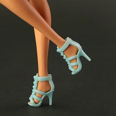 Кукольные ботинки RUHERW 2025 черные для куклы Барби S09