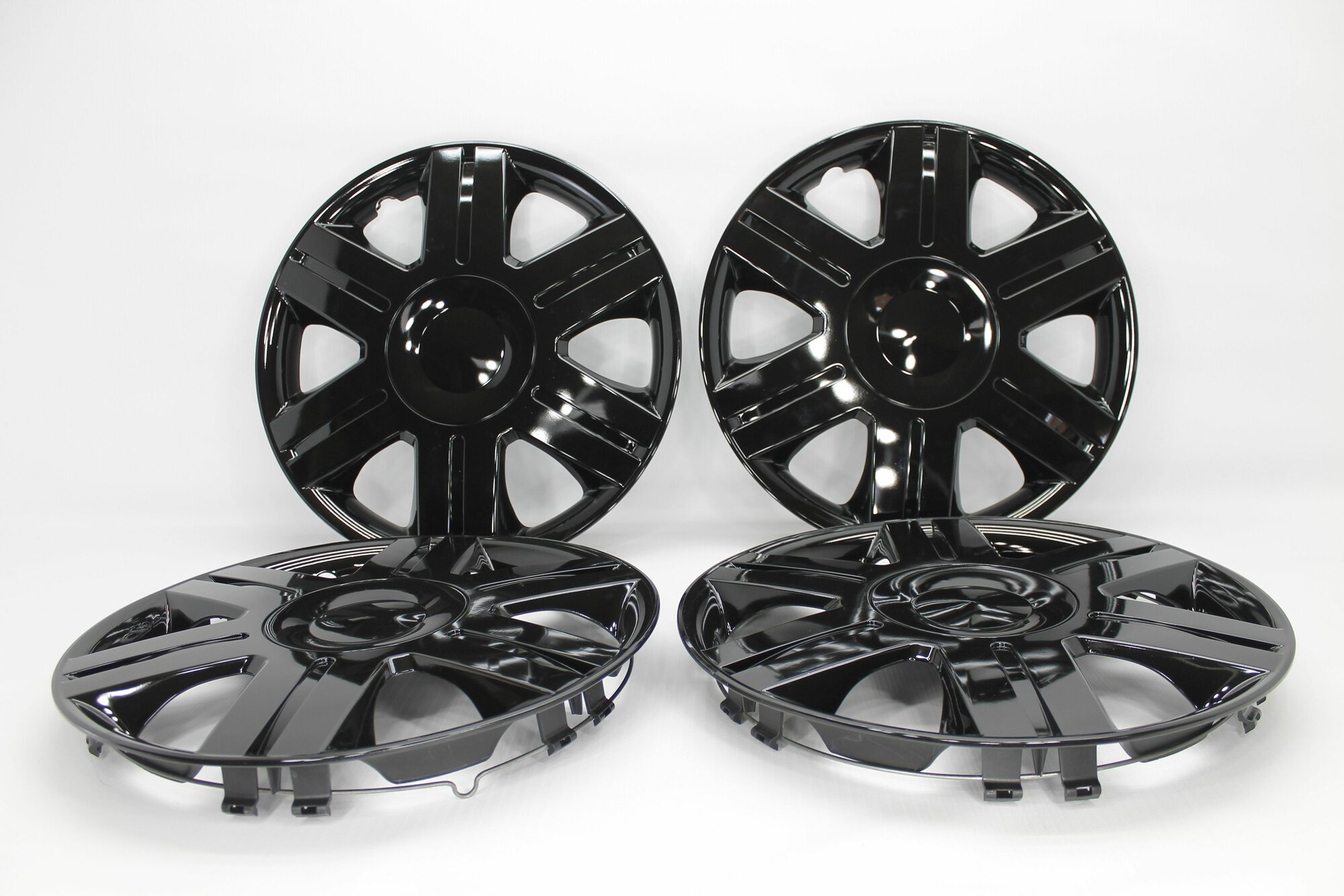 Колпаки R15 Лада Ларгус, чёрный лак, 4 шт.