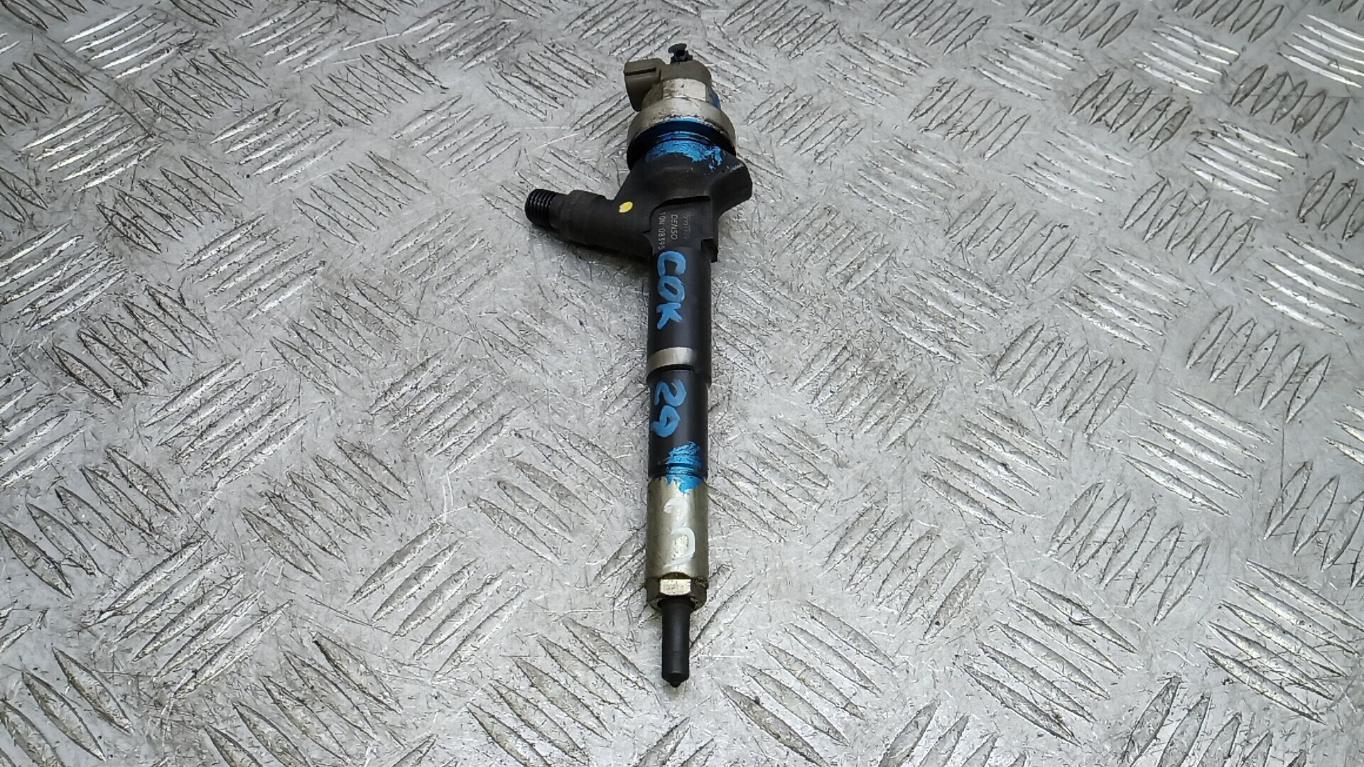 Форсунка дизельная OPEL ASTRA J, Номер 55567729, 821005, 95521528