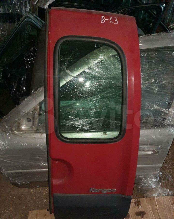 Дверь задняя распашная правая Renault Kangoo 2001