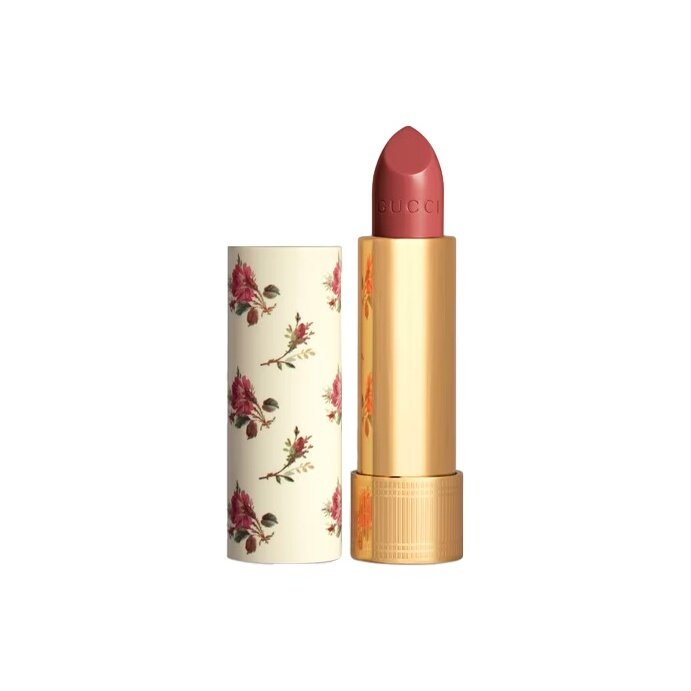 Помада GUCCI Pouring color