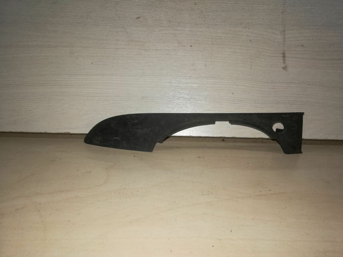 Рамка накладка противотуманки Audi A4 8E B7 8E0807489