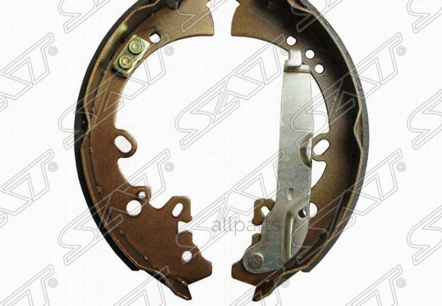 SAT ST-04495-0K120 Колодки тормозные барабанные Toyota Hilux Pick Up 04- / Fortuner 04-