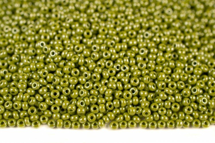 Бисер Gamma, Чехия G468 (83113) светло-оливковый 10/0, 5 гр,1 шт.