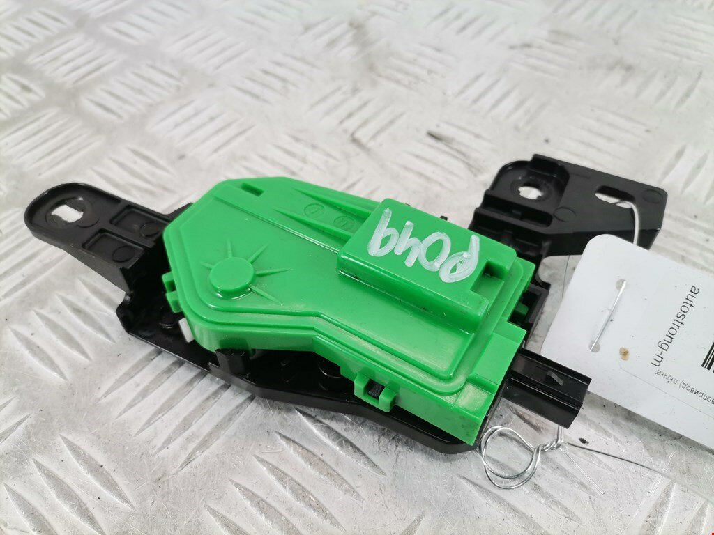 Сервопривод (электропривод моторчик привода) лючка бензобака Hyundai i30 2 арт. 1692168