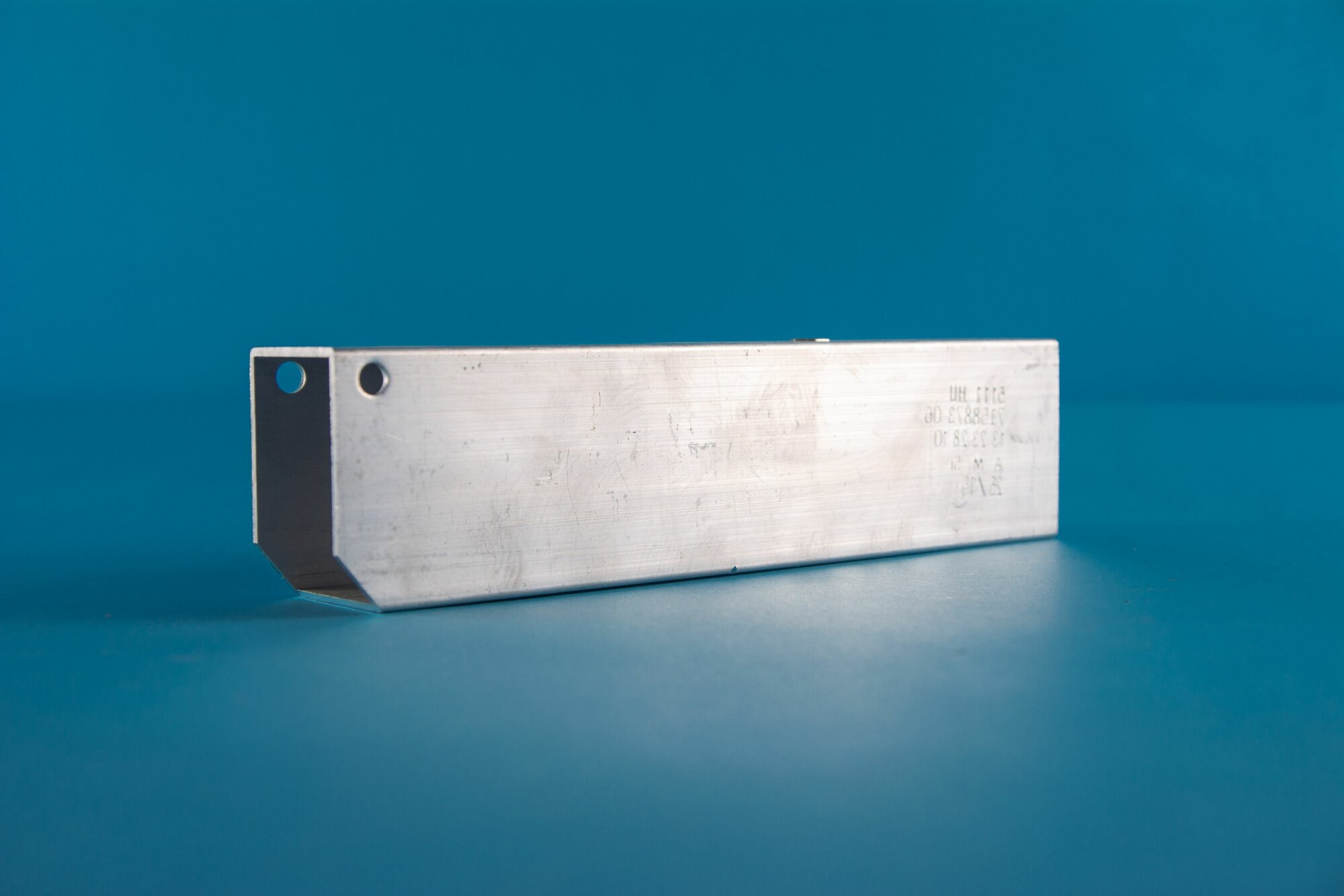 Кpонштейн, крепление, клипса усилителя переднего левый BMW 5er F10/F11/F07 2009-2017 БМВ 51117158873