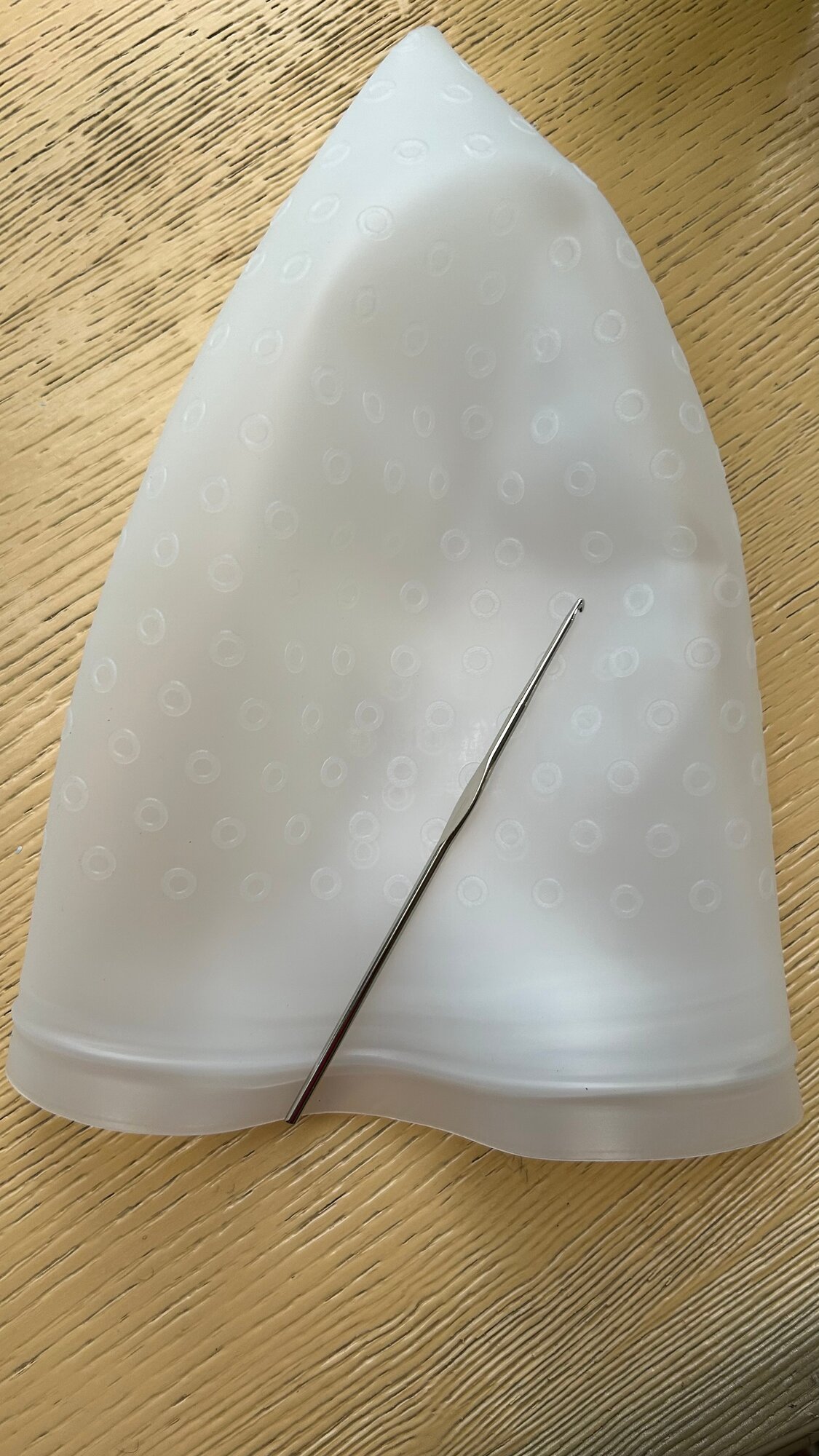 Шапочка для мелирования окрашивания волос универсальная силиконовая с крючком