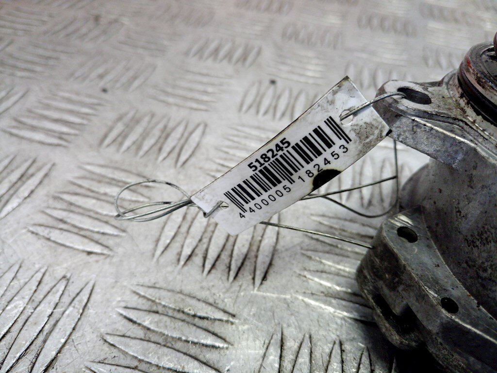 Насос вакуумный Chrysler PT Cruiser 5080456AA арт. 518245