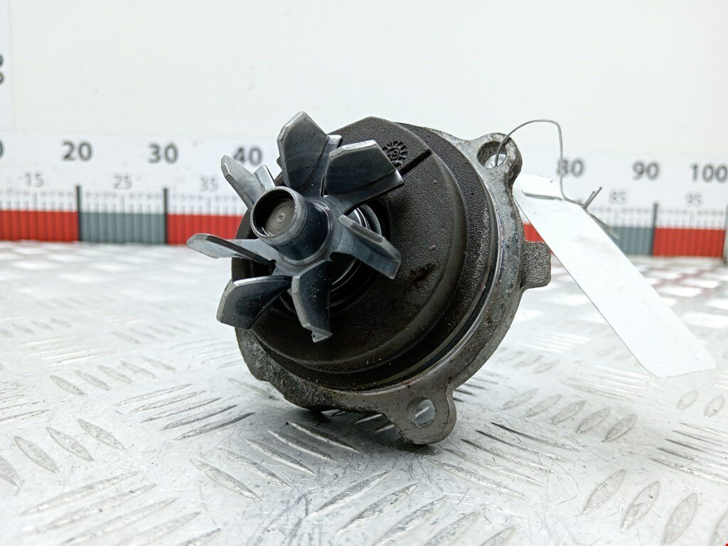 Насос водяной (помпа) Volkswagen Passat 5 GP 06B121011Q арт. 1862191