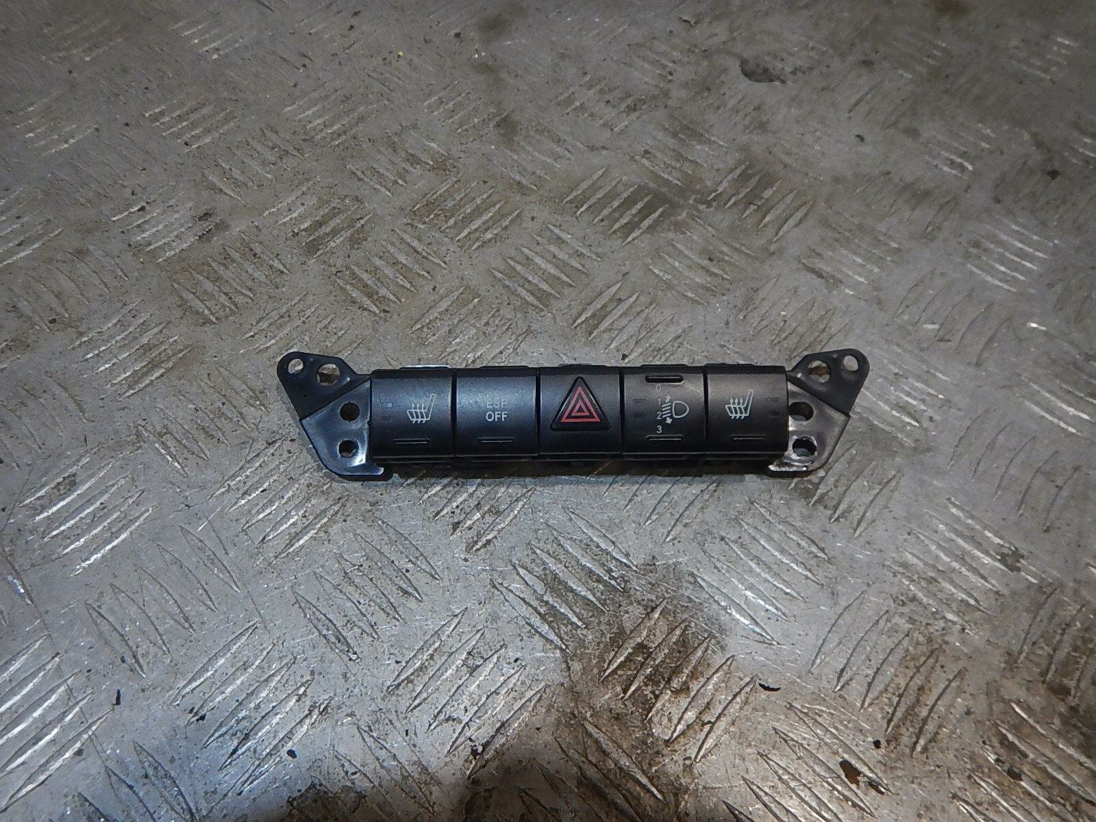 Б/У Блок кнопок, Jeep (Джип)-COMPASS (06-12) JEEP COMPASS (06-12) царапины. 492173 CHRYSLER арт. 04602726AC