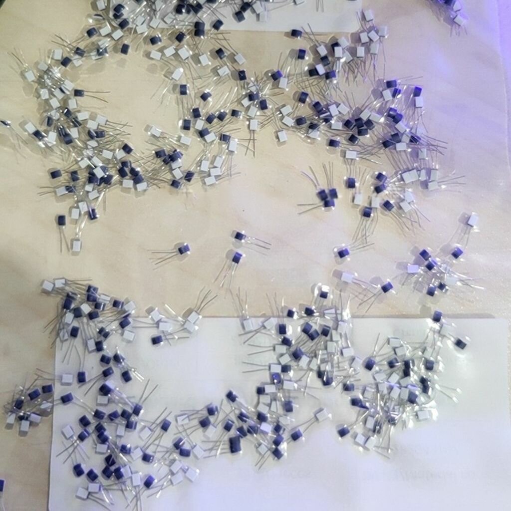 (1 пакет из 1000) Класс A Датчик температуры RTD чип - PT100 Grade