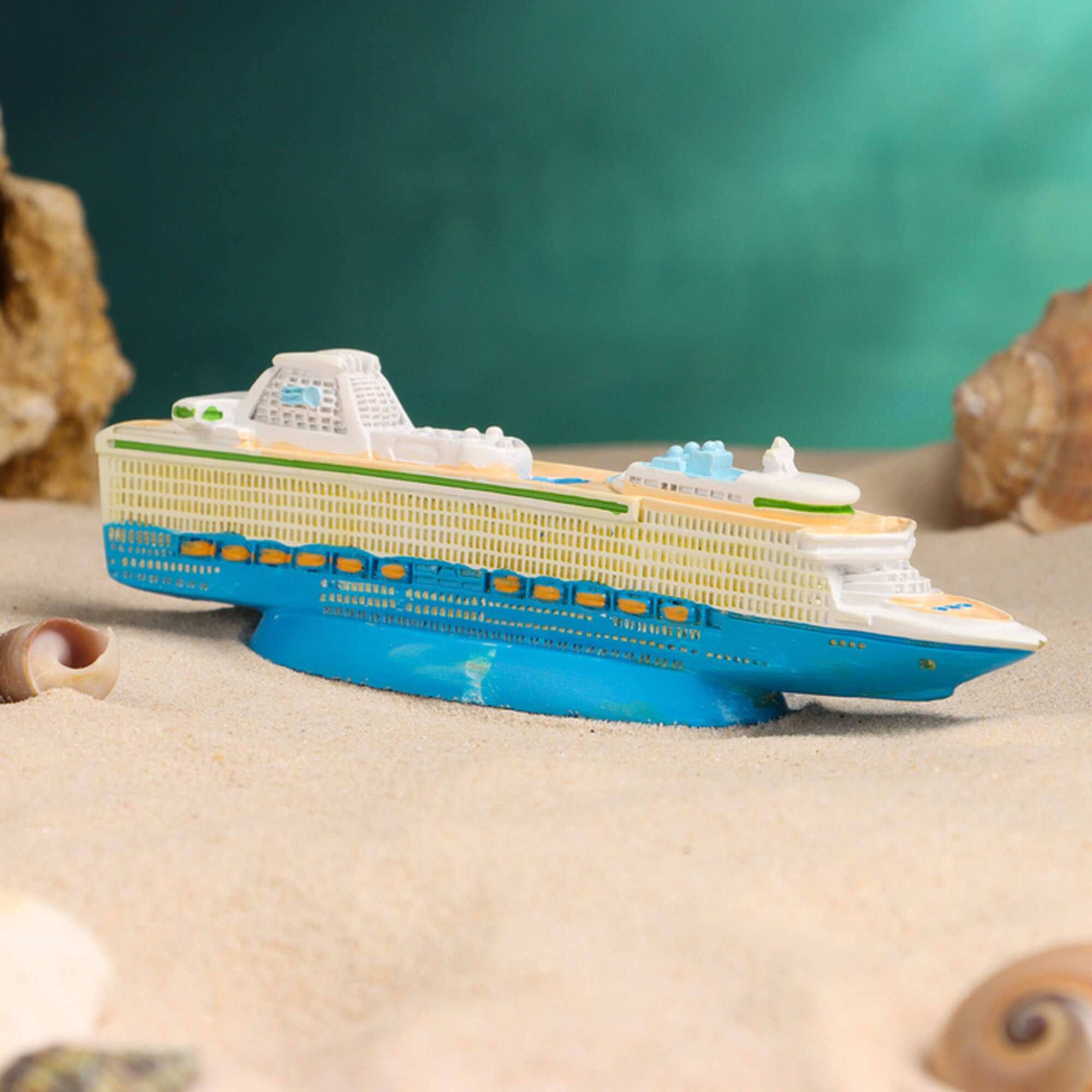 Корабль сувенирный Теплоход TAKE IT EASY, полистоун, 16 см, цвет голубой, 10103027