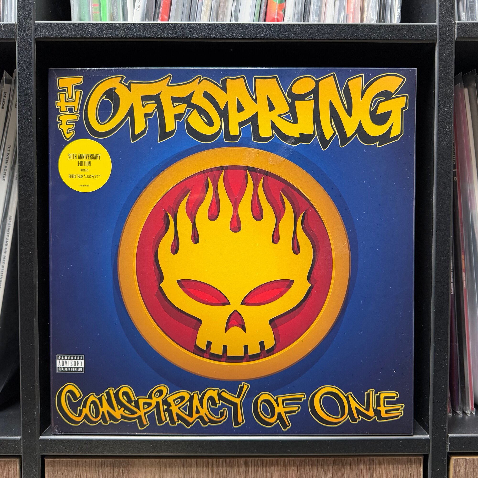 Виниловая пластинка The OFFSPRING - Conspiracy Of One (still sealed, gatefold 180 gram vinyl LP in spot-varnished sleeve) LP Винил