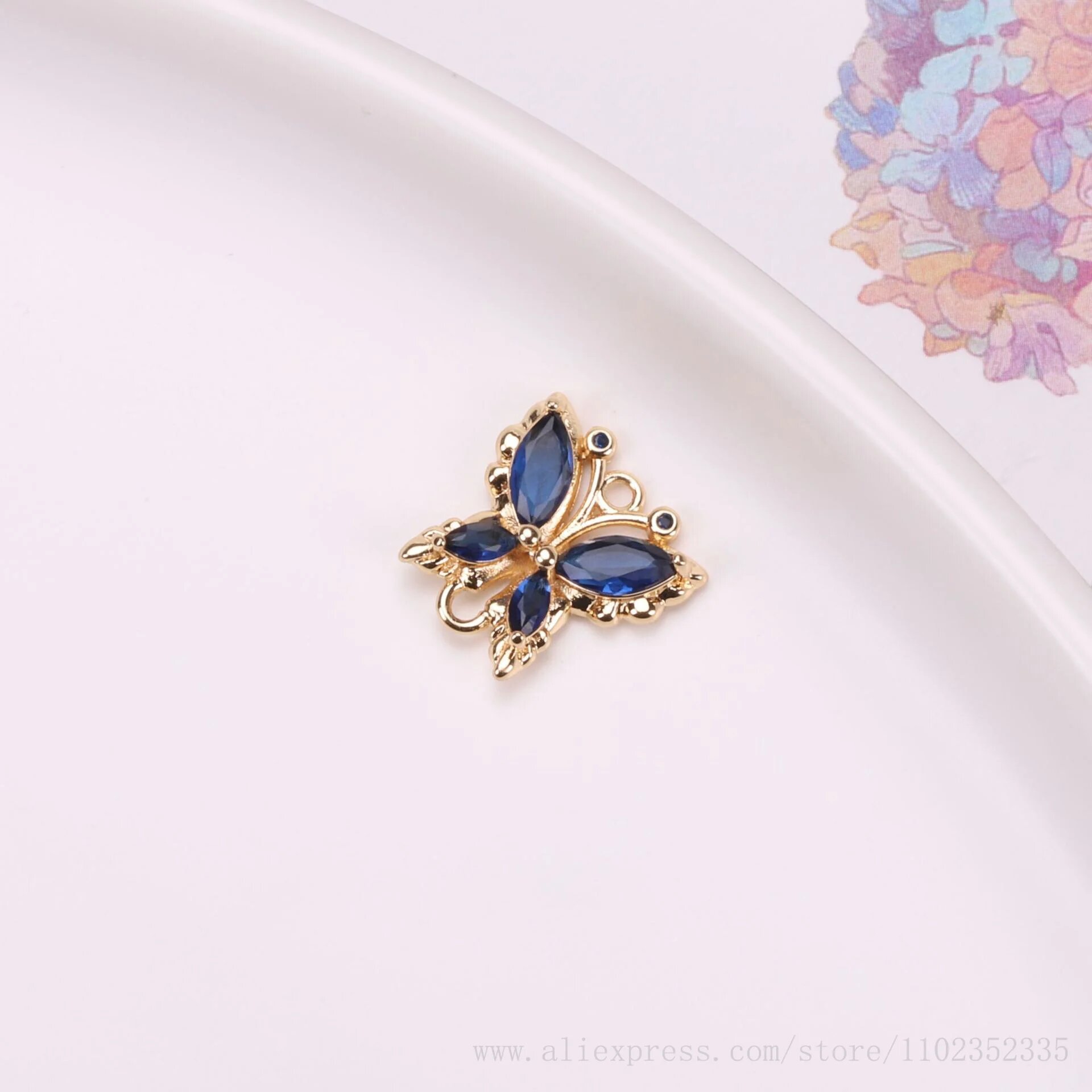 Подвески-бабочки из стекла 20 шт Color 06