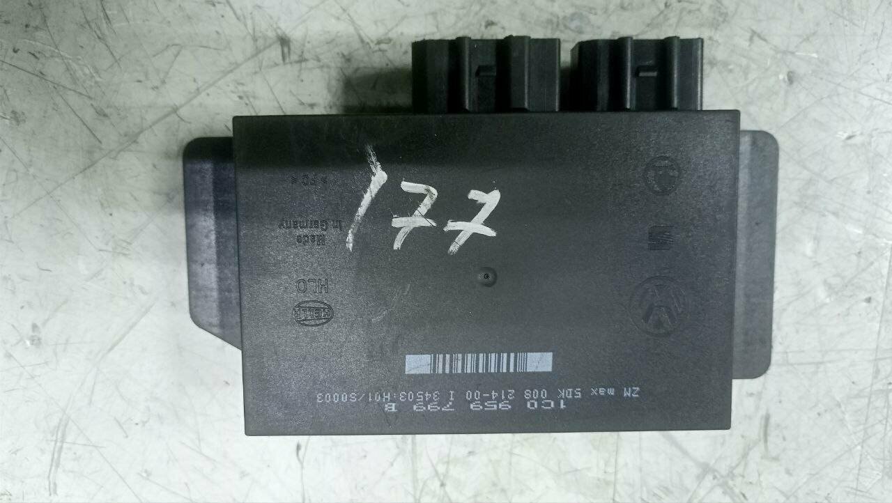 Блок комфорта Volkswagen Passat B5 рест. (2000 - 2005) 3B0959507