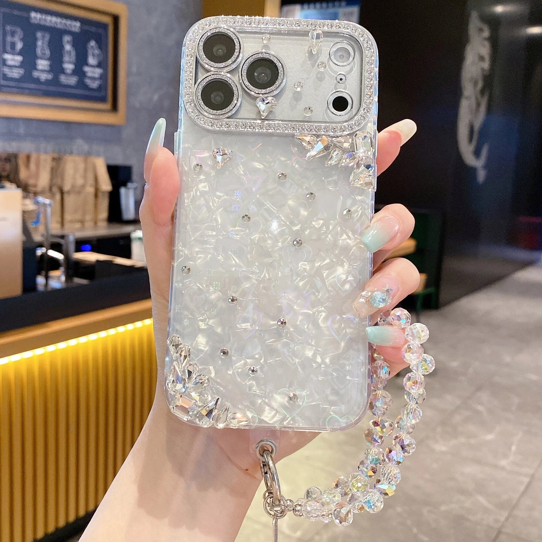Чехол с драгоценными камнями для iPhone 17 Pro Max, чехол-браслет для iPhone 16 Pro Max, 15 Pro, 14, 13 Pro, 12, чехол с узором и защитной пленкой для объектива