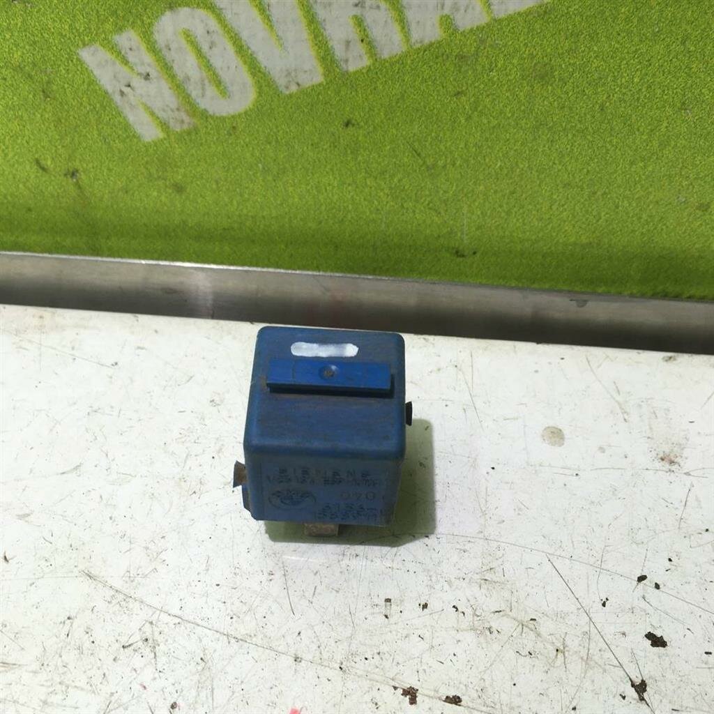 Реле BMW 5-серия E34 88-95