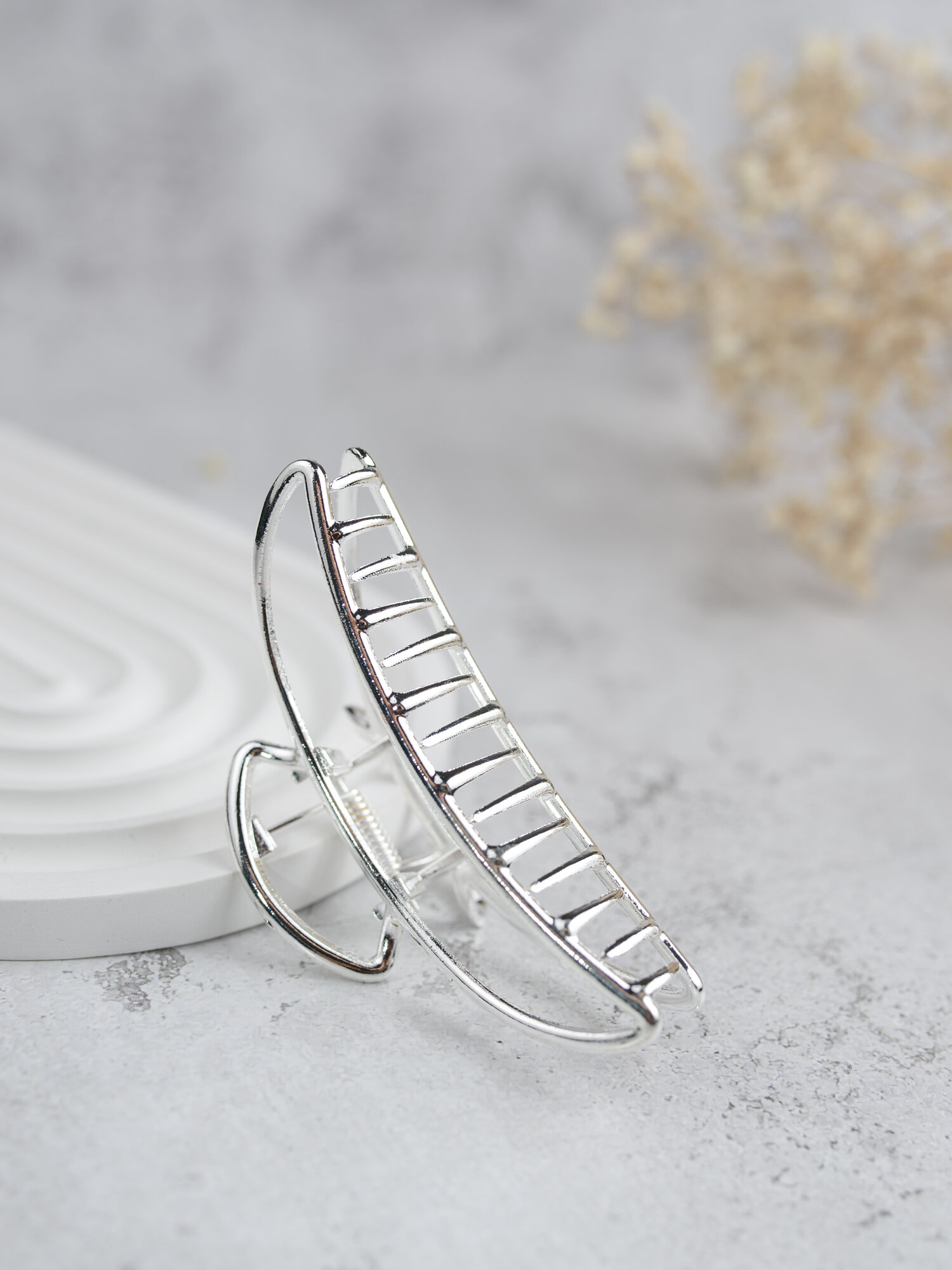 "Заколка для волос" - заколка-краб, цвет - серебро, длина - 7,5 см, металлическая