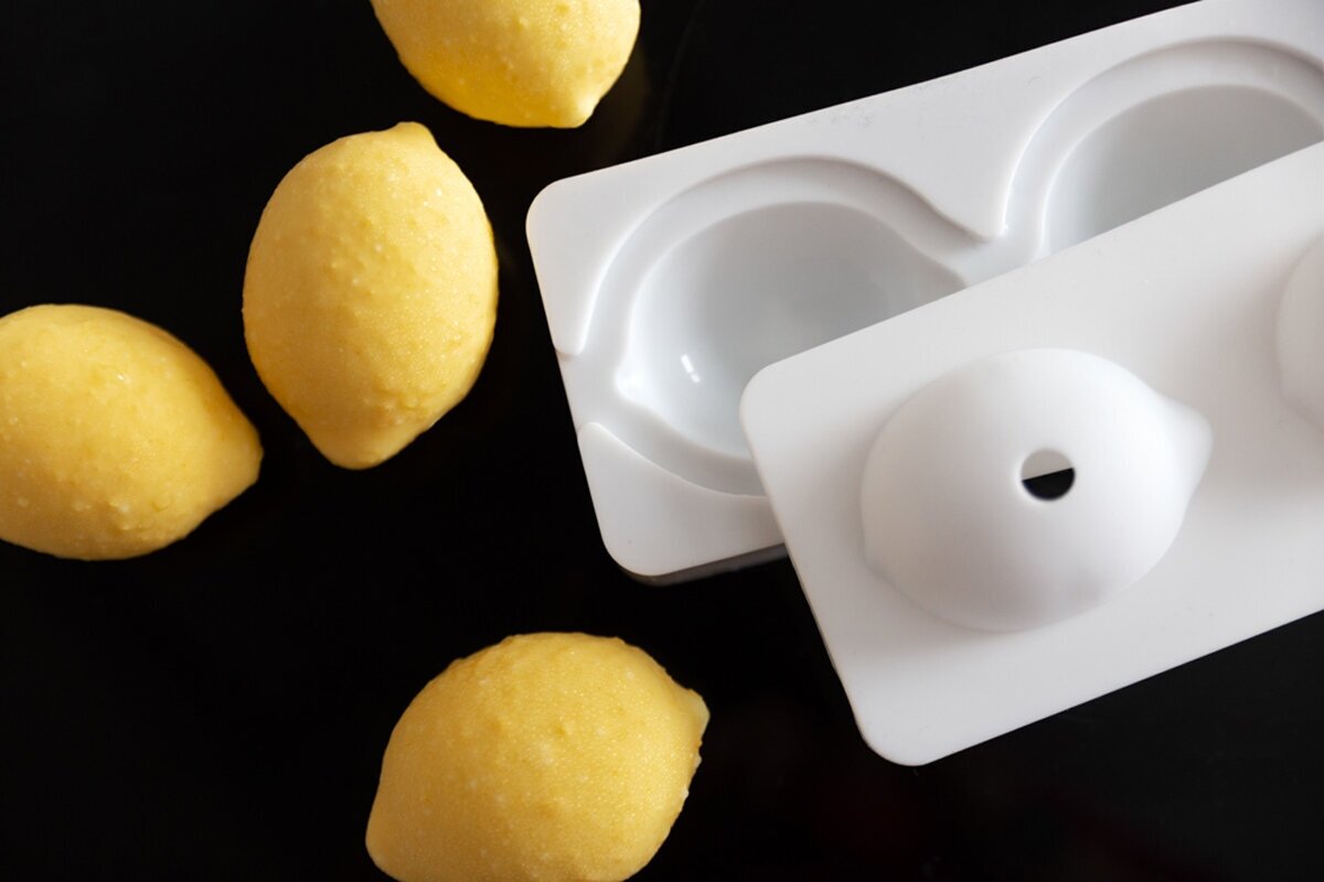 Форма силиконовая "S-CHIEF" для пирожных SPC-0330 35 x 8.2 x 6 см "лимоны" - 4 ячеек